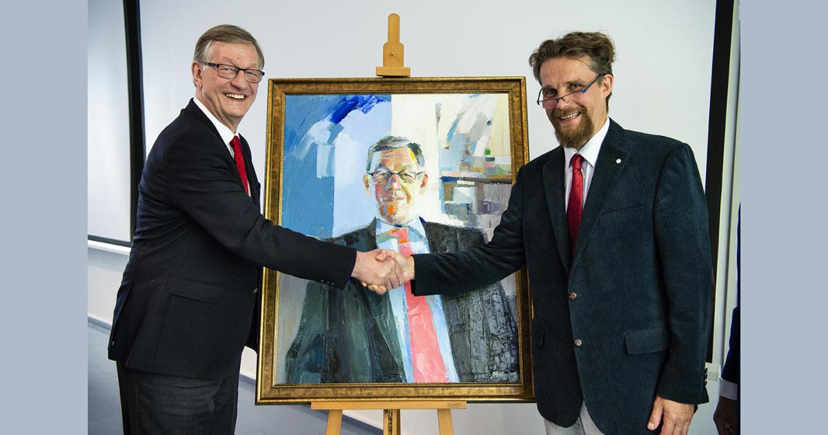 A portrait of Professor Mart Saarma was unveiled in Viikki | University ...
