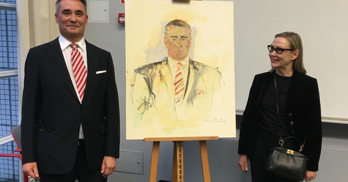 Portrait unveiled of Lauri Halonen, professor of physical chemistry | University of Helsinki