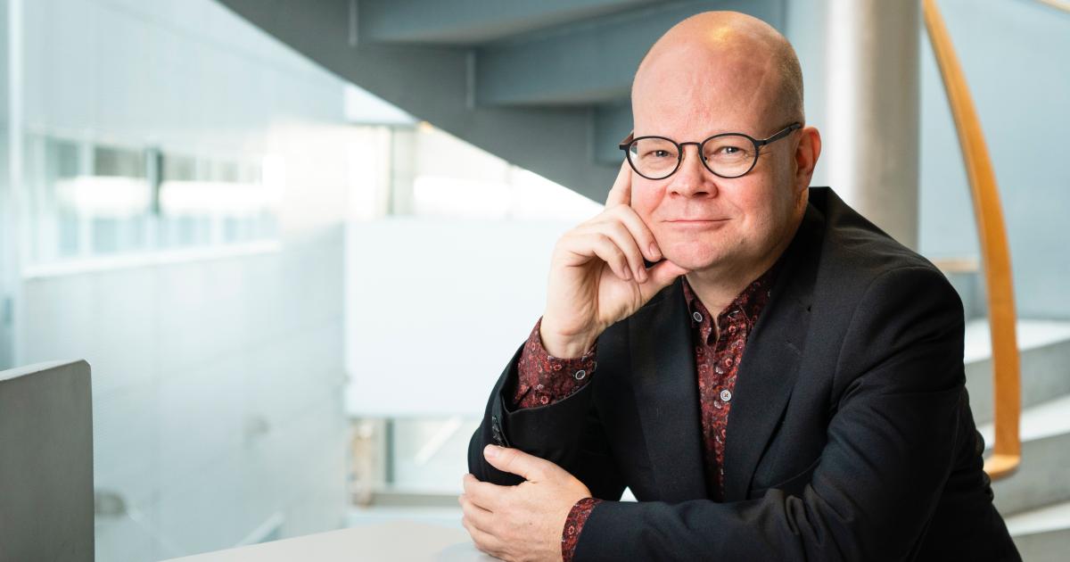 Hannu Toivonen julkaisi yleistajuisen ja helppolukuisen tekoälykirjan ...